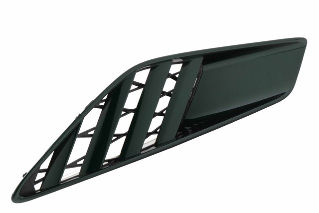 2015 Chevrolet Corvette Unripened Green Metallic Passenger Side Quarter ...