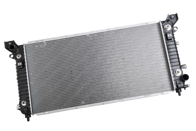 2014-2016 GM Radiator 84207654 | GM Parts Center