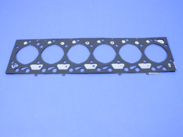 Cylinder Head for 2004 Dodge Ram 3500 | Mopar Online Parts