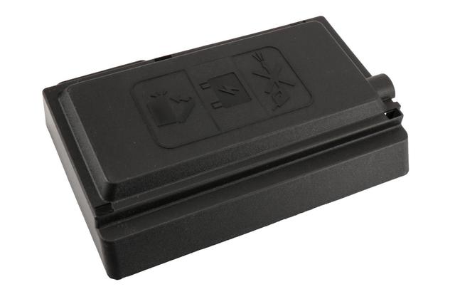 2014-2020 GM Fuse Block Cover 23190335 | GMPartsDirect.com