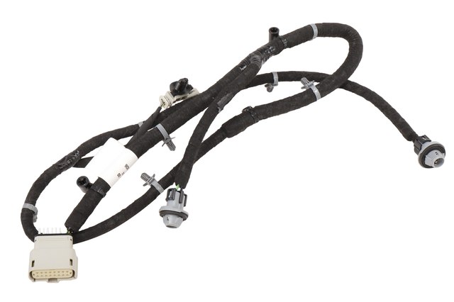 Rear License Plate Lamp Wiring Harness 84665540 | GMPartsDirect.com