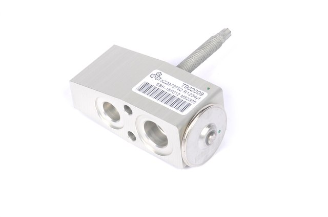 2013-2020 GM Air Conditioning Thermal Expansion Valve Kit 22972091 ...