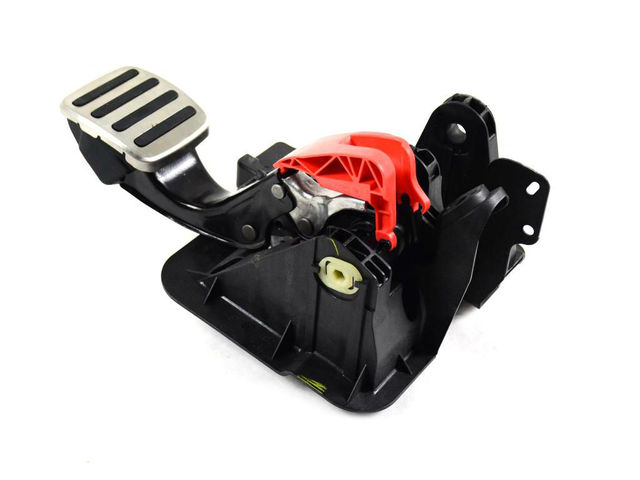 2015-2019 Fiat 500 Brake Pedal 68200254AB | Mopar Estores