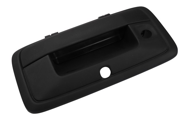 2020-2022 GM Black Pickup Box Tailgate Latch Handle 84376533 | QuirkParts