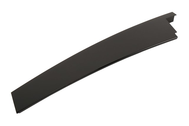 2013-2019 Cadillac XTS Front Passenger Side Door Window Frame Rear ...