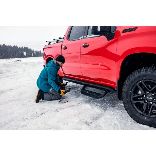 2024 GM Removable Assist Steps 85554009 GM | GMPartsDirect.com