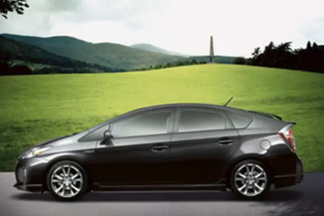 2014-2015 Toyota Prius Ground Effects Kit PT938-47120-11 | Toyota Parts ...