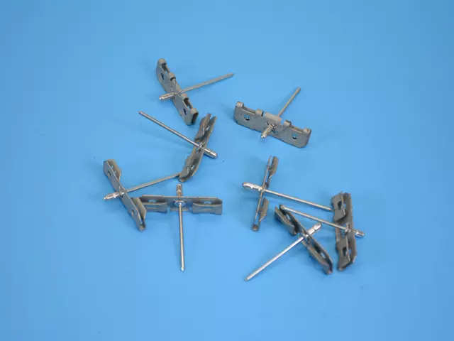 Moldings and Ornamentation for 2014 Chrysler 200 | Wholesale MOPAR