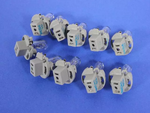 Instrument Panel Cluster for 2001 Dodge Ram 1500 | Mopar Estores