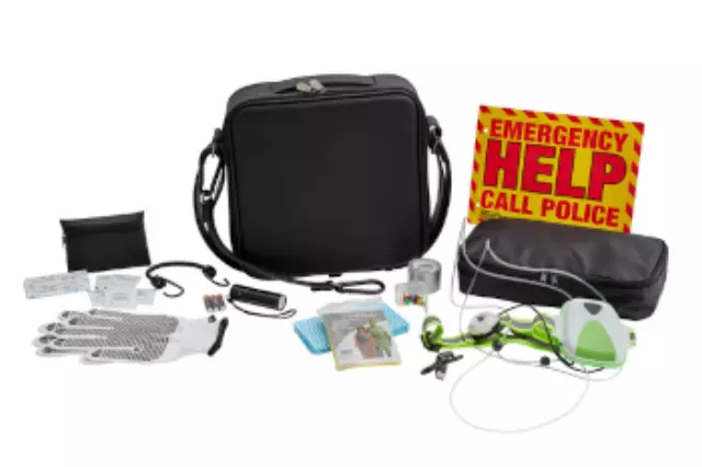 2023-2025 Cadillac Highway Safety Kit With Cadillac Logo 85102744 GM ...