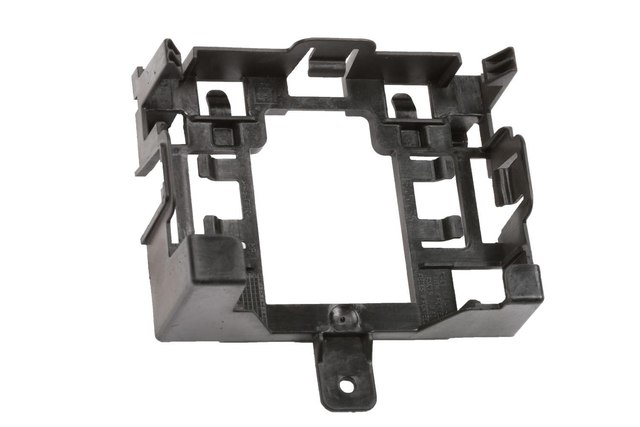 2016-2019 Chevrolet Cruze Accessory AC and DC Power Control Module ...