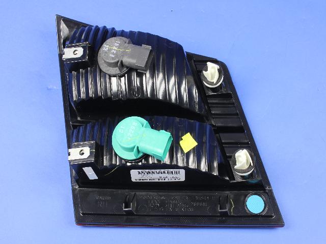 Buy OEM Mopar Tail Lights | Mopar Estores