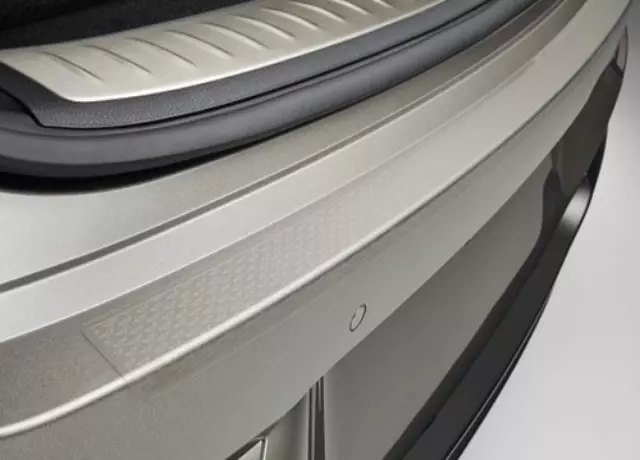 Hyundai - T1F28-AU000 - Rear Bumper Applique - 2021-2024 Genesis G80 ...