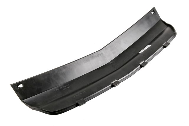 2013-2017 Chevrolet Traverse Anthracite Rear Bumper Fascia Insert ...