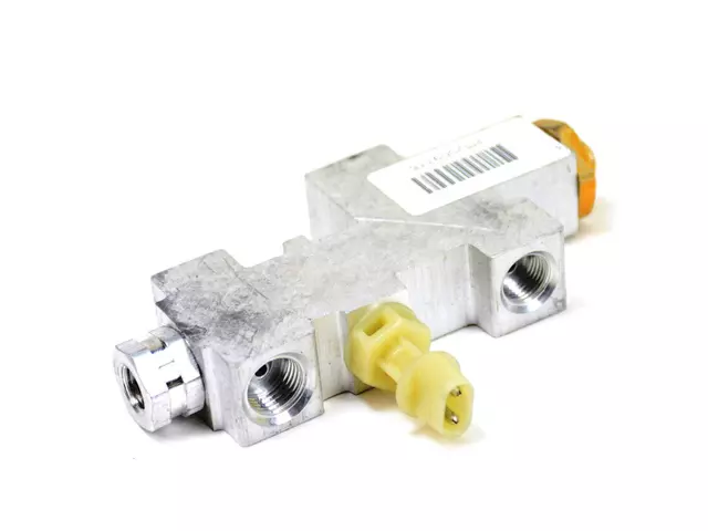 2001-2006 Jeep Wrangler Proportioning Valve 5083808AA | Mopar Estores