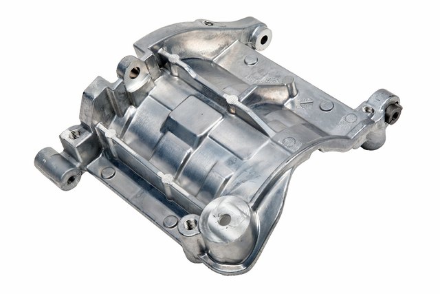 2018-2021 GM Air Conditioning Compressor Bracket 12669674 ...