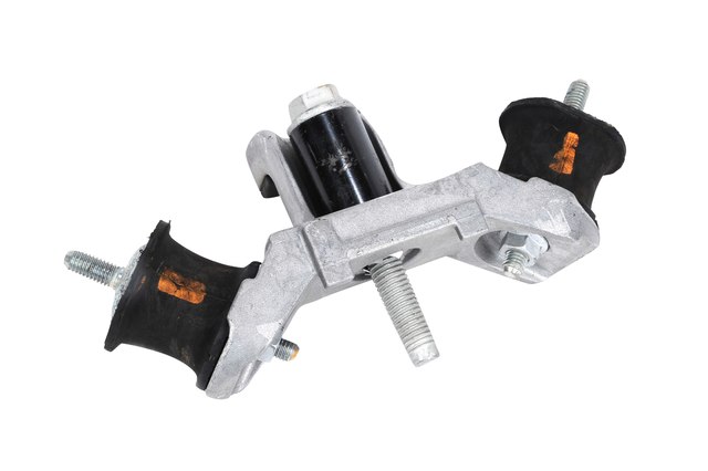 2014-2015 Cadillac CTS Transmission Mount 22996709 | GMPartsDirect.com