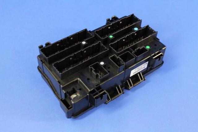 68243512AC - Grille Applique - 2017-2020 Mopar | Mopar America