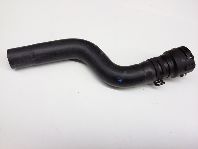 2000-2002 Volkswagen HVAC Heater Hose 1J0-122-157-CC | OEM Parts Online