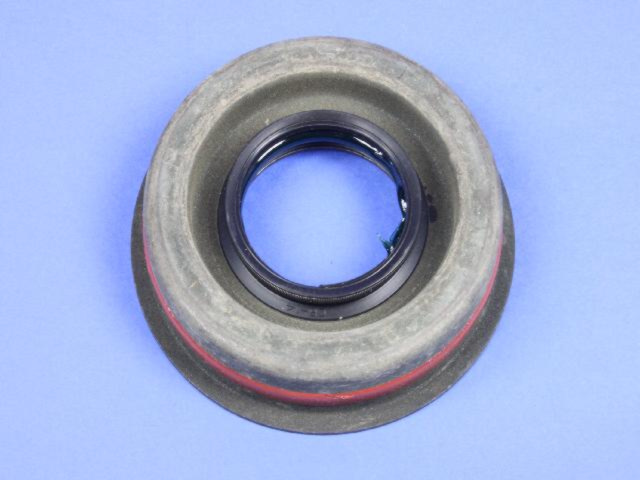 2001-2006 Mopar Seal 5066446aa | TascaParts.com