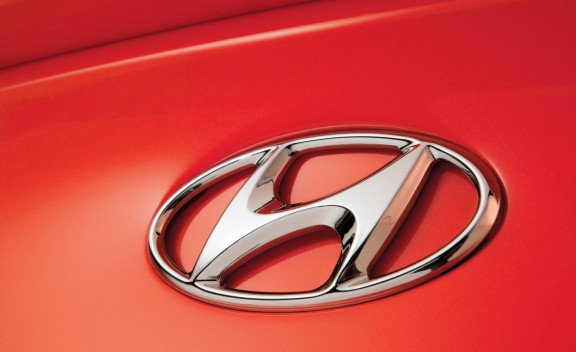 86300-2B000 - Emblem - 2007-2015 Hyundai | hyundaiparts