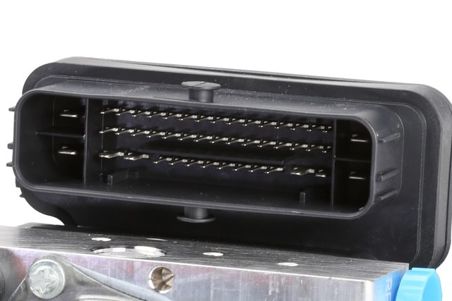 Electronic Traction Control Brake Pressure Modulator Valve Kit with ...