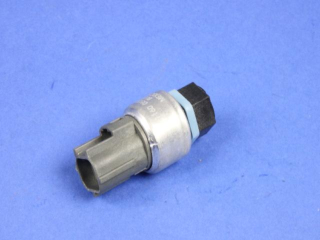 Air Conditioner and Heater Plumbing for 2002 Jeep Liberty | Mopar Wholesale