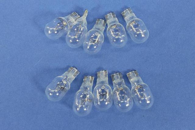 2001-2024 Mopar Lift-Gate Chmsl Bulb L0921KW16W | Mopar Estores