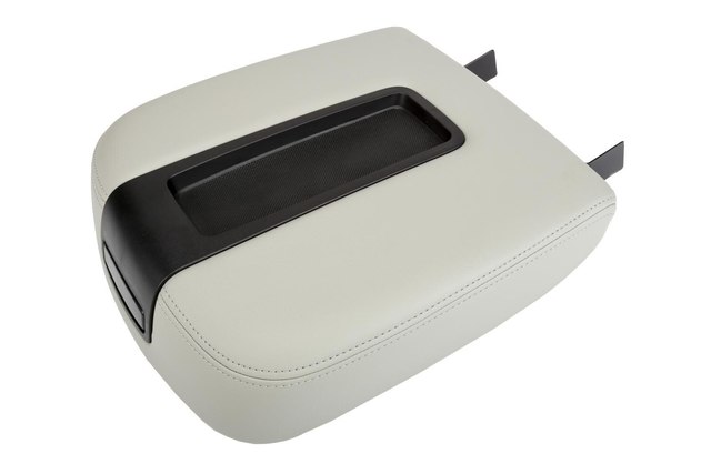2007-2014 GM Armrest Asm,F/Flr Cnsl Titanium 19328717 | GM Parts Center