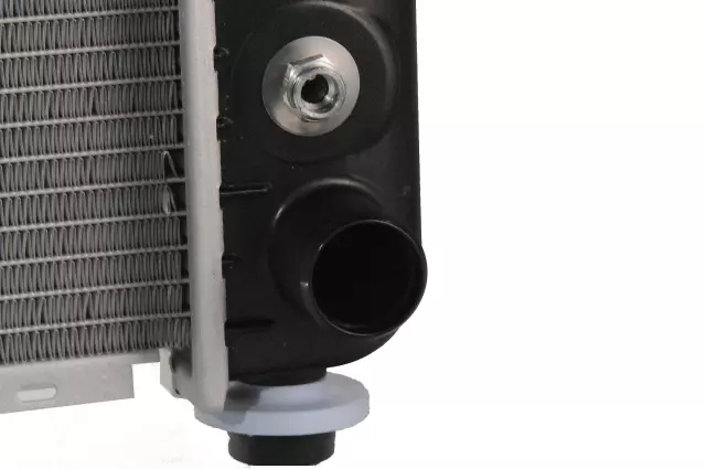 2007-2009 GM Radiator 25810258 GM | GMPartsDirect.com