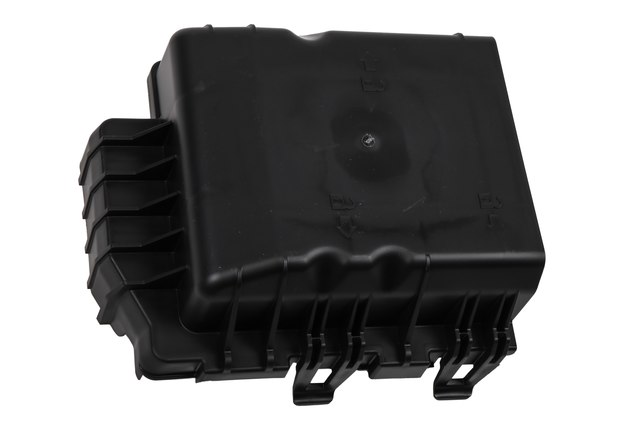 2015-2019 GM Dash Wiring Harness Junction Block Cover 23222820 ...