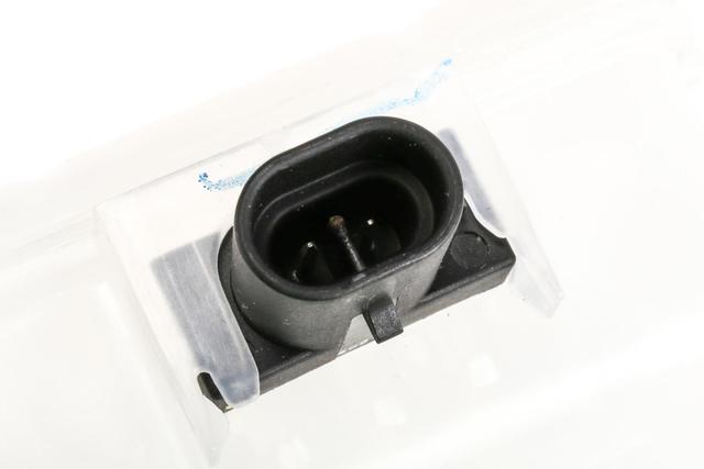 2011-2016 GM Drive Motor Battery Radiator Surge Tank 22940436 ...