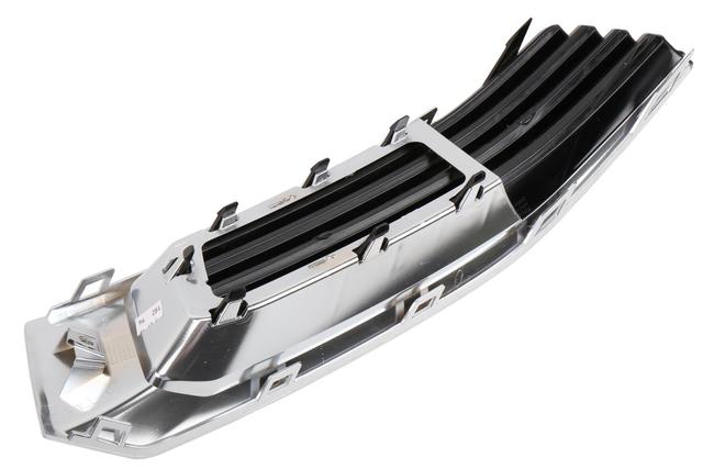 2018-2019 Cadillac XTS Front Passenger Side Fog Lamp Opening Cover ...