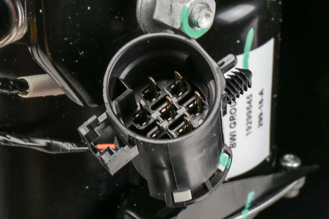 2000-2006 GM Automatic Level Control Air Compressor 19299545 ...