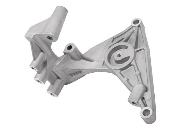 2004-2017 GM Alternator and Drive Belt Tensioner Bracket 12692949 ...