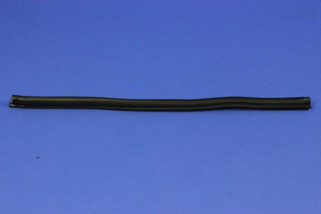 2014-2023 Jeep Cherokee Wheelhouse Weatherstrip, Right 68143138AC ...