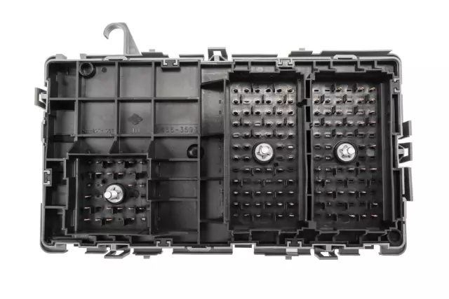 2003-2007 GM Accessory Wiring Junction Block 15930149 | GM Parts Center