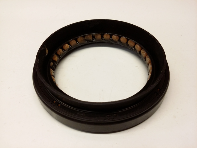 90080-31069 - Automatic Transmission Output Shaft Seal 2002-2005 Toyota ...