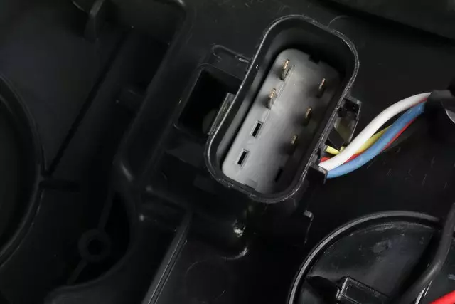 Headlamp Components for 2014 GMC Sierra 1500 | GMPartsDirect.com