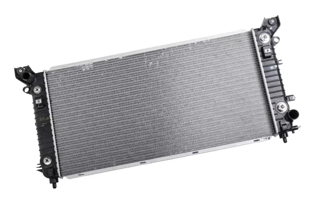 2014-2017 GM Radiator 84207656 | TascaParts.com