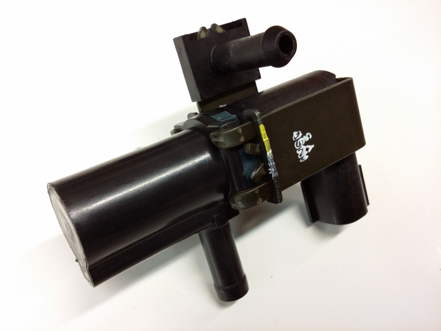 2002-2004 Toyota Vapor Canister Purge Solenoid 25860-0H020 | OEM Parts ...