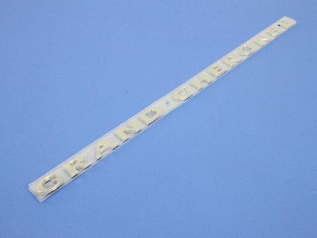 Buy OEM Mopar Emblems | Mopar Estores