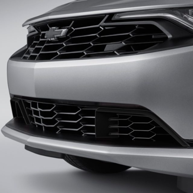 84033928 GM Exterior Trim, Grille, Lower | GM Parts Store