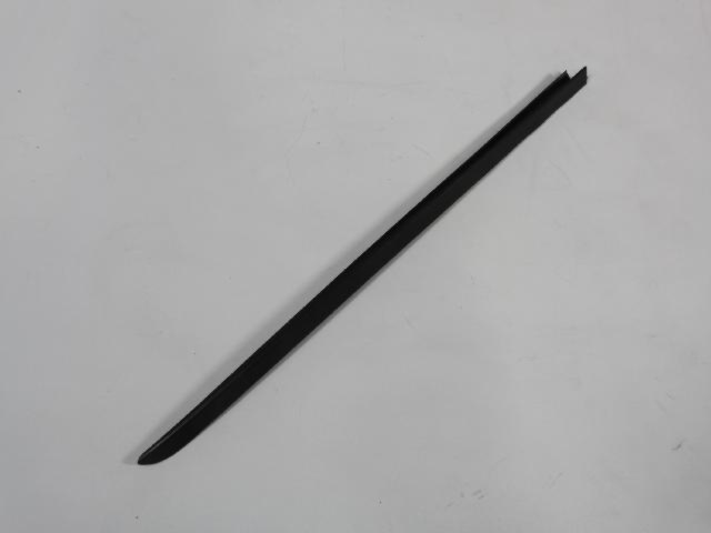 Moldings and Ornamentation for 2011 Chrysler 200 | Mopar Parts