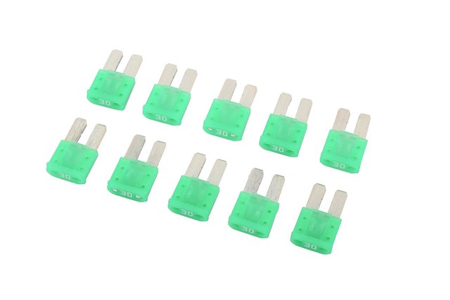 2014-2023 GM (s)fuse 19209796 | GMPartsDirect.com