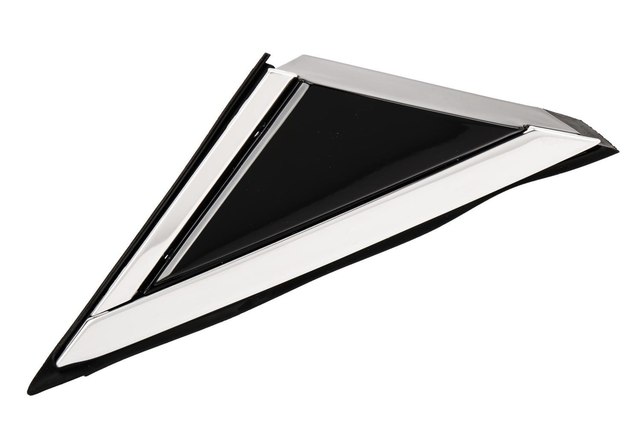 2010-2016 Cadillac SRX Passenger Side Front Fender Access Cover Molding ...