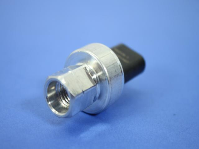 Air Conditioner and Heater Plumbing for 2013 Chrysler Town & Country ...