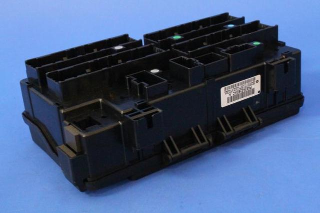 2015-2018 Ram Intelligent Power Power Distribution Center 68322377AD ...