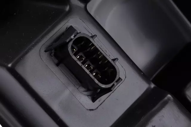 2006-2009 Chevrolet Passenger Side Headlamp 25970908 GM | GMPartsDirect.com