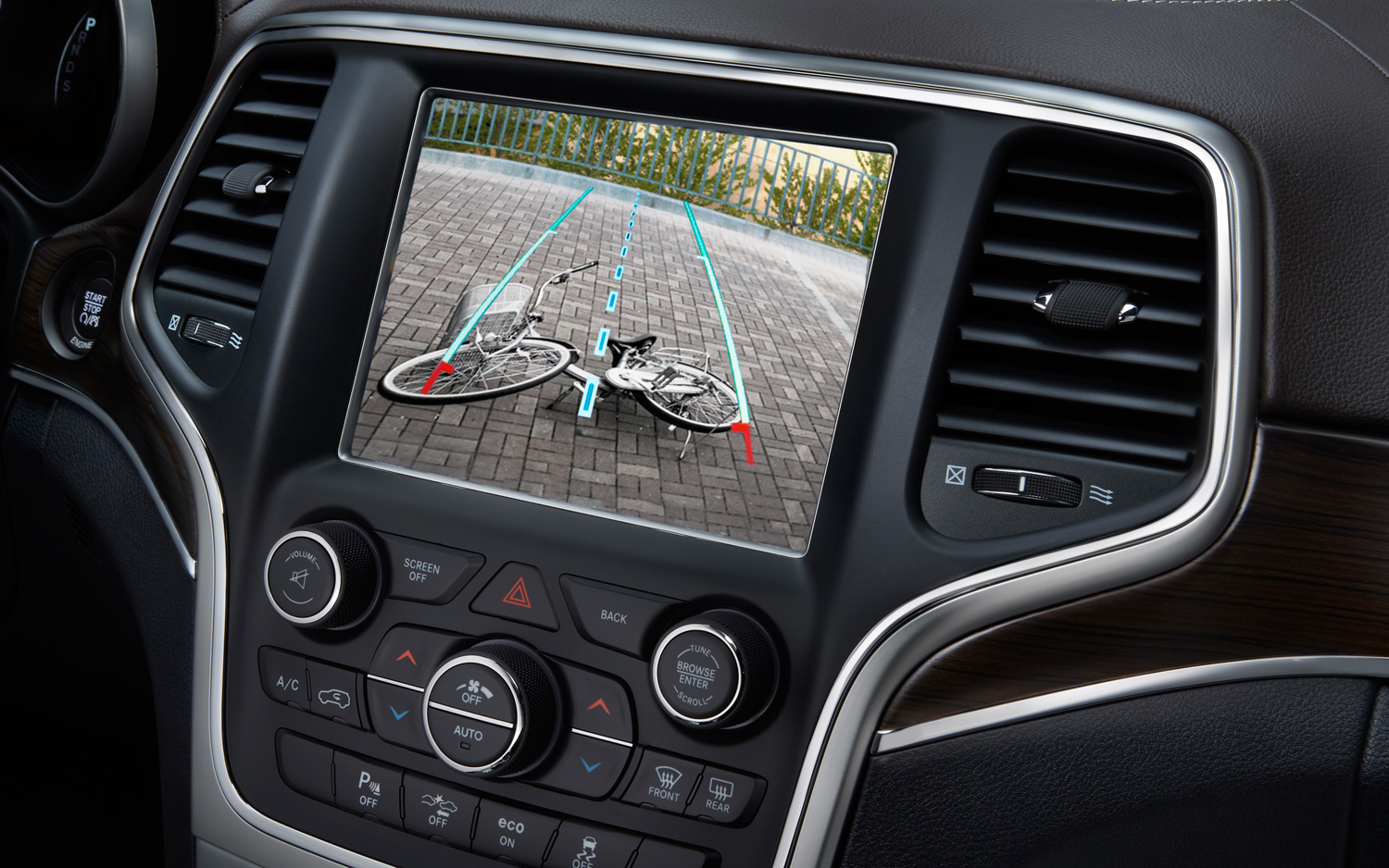 Mopar Backup Camera for 2014-2015 Jeep Grand Cherokee WK2 | Mopar America